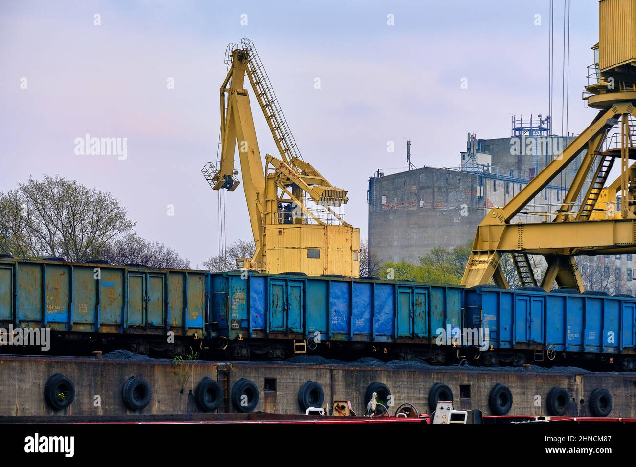 Car float barges hi-res stock photography and images - Alamy