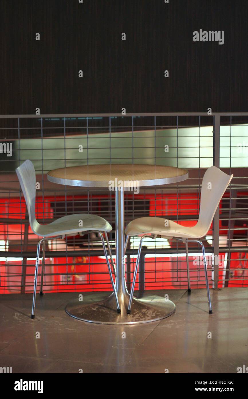 Modern contemporary architecture at IIT’s McCormick Student Center in ...