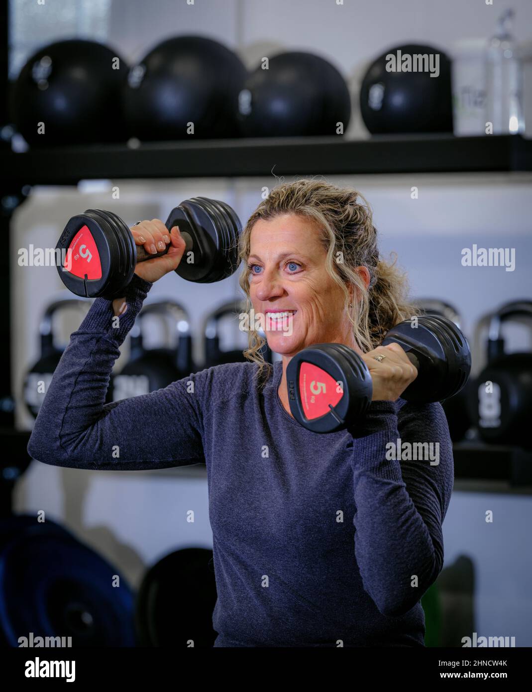 Home gym uk hi-res stock photography and images - Alamy