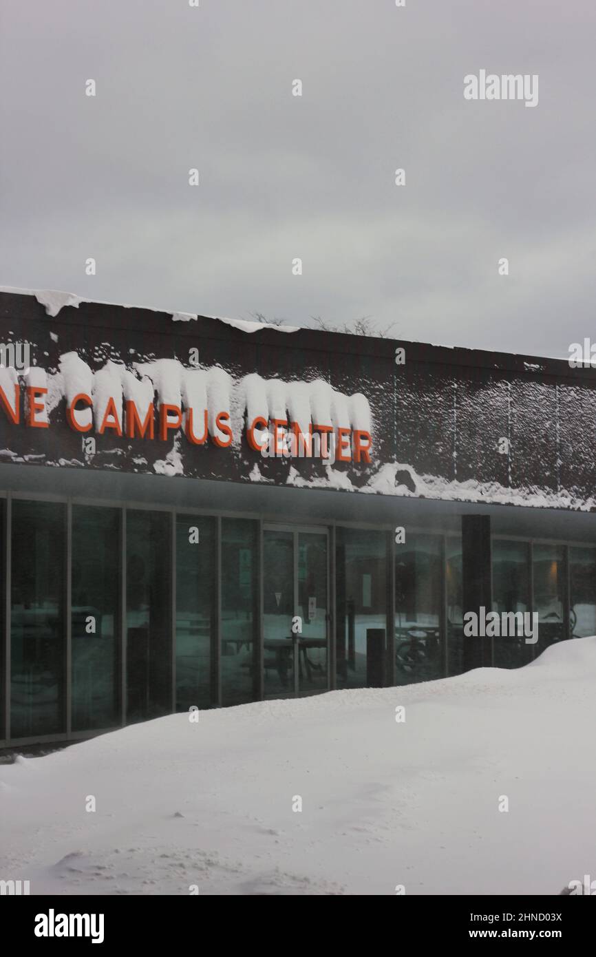 Modern contemporary architecture at IIT’s McCormick Student Center in ...