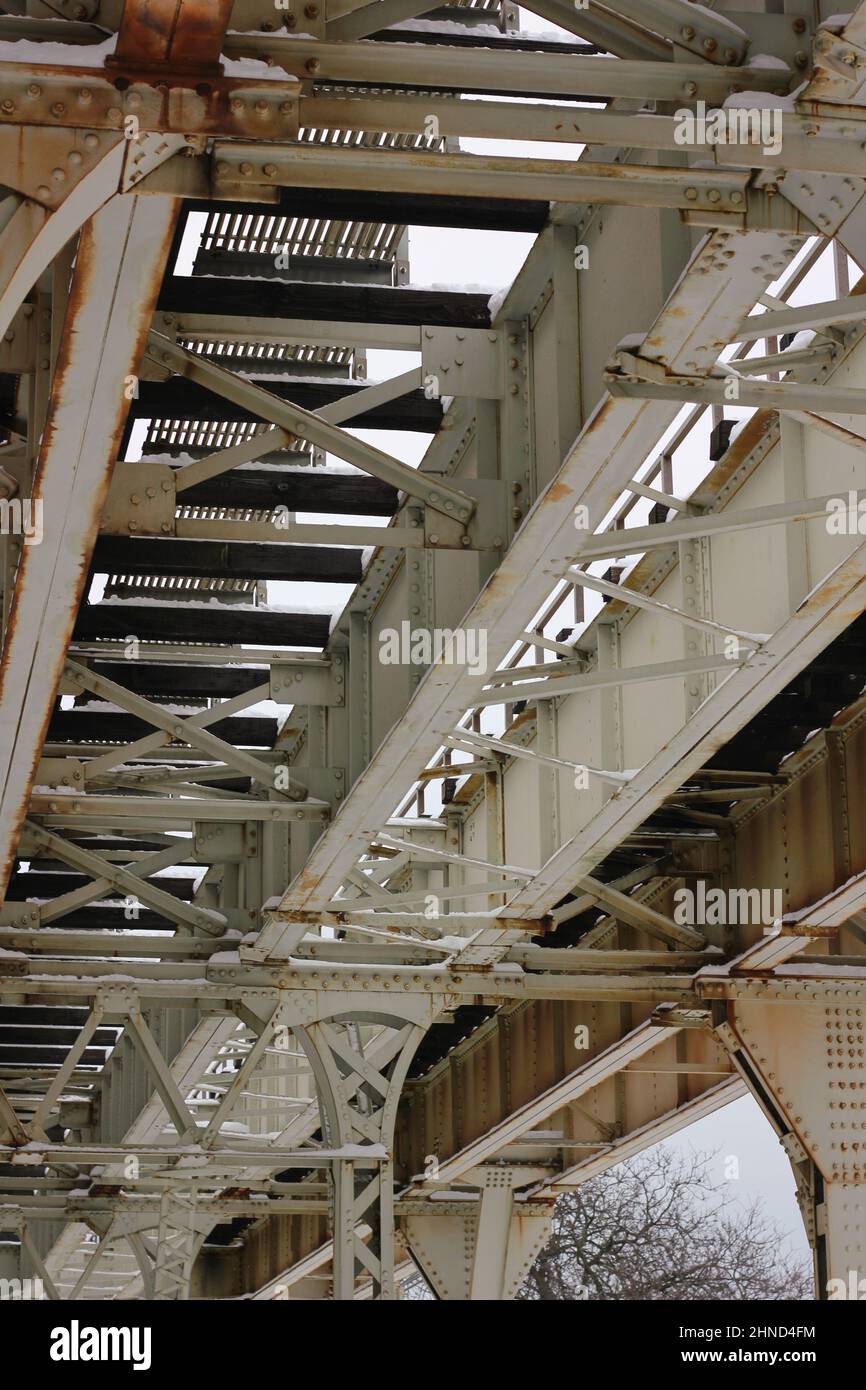 The rusty old weathered and worn steel framework of Chicago's elevated ...
