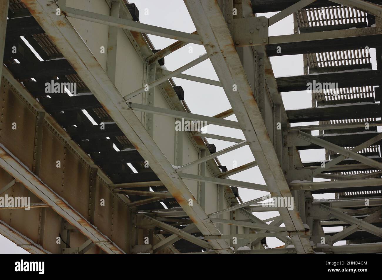 The rusty old weathered and worn steel framework of Chicago's elevated ...