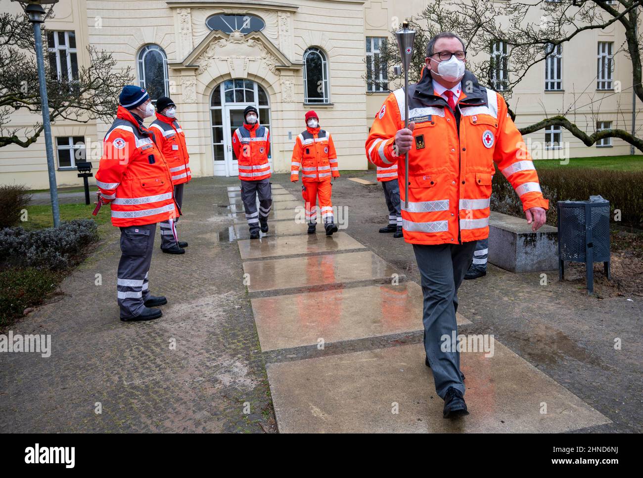 Berlin, Germany. 16th Feb, 2022. A volunteer of the German Red Cross ...