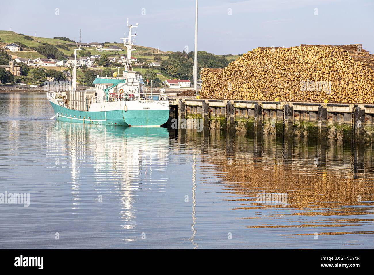 Timber ship hi-res stock photography and images - Alamy