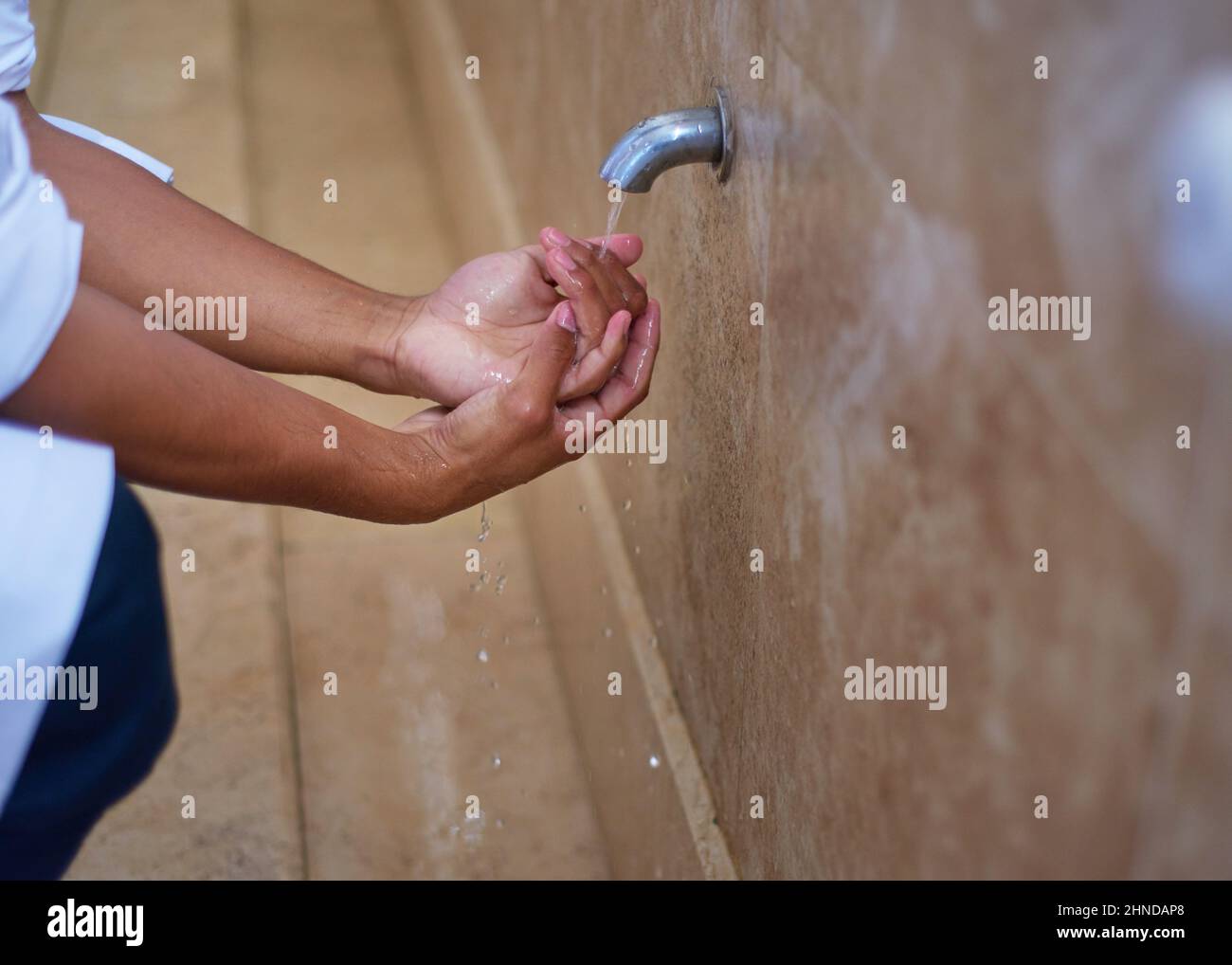 Wudu washing hands hi-res stock photography and images - Alamy