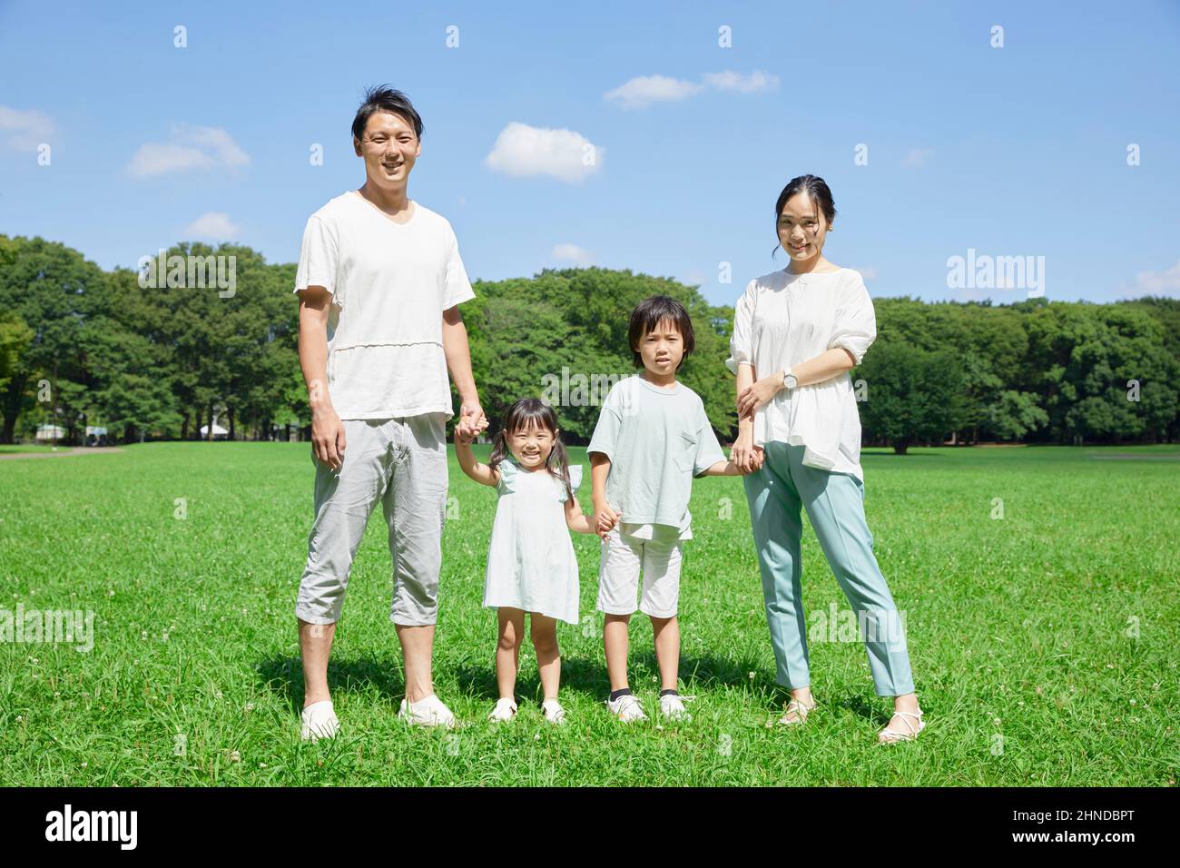 Smiling Japanese Family Stock Photo - Alamy