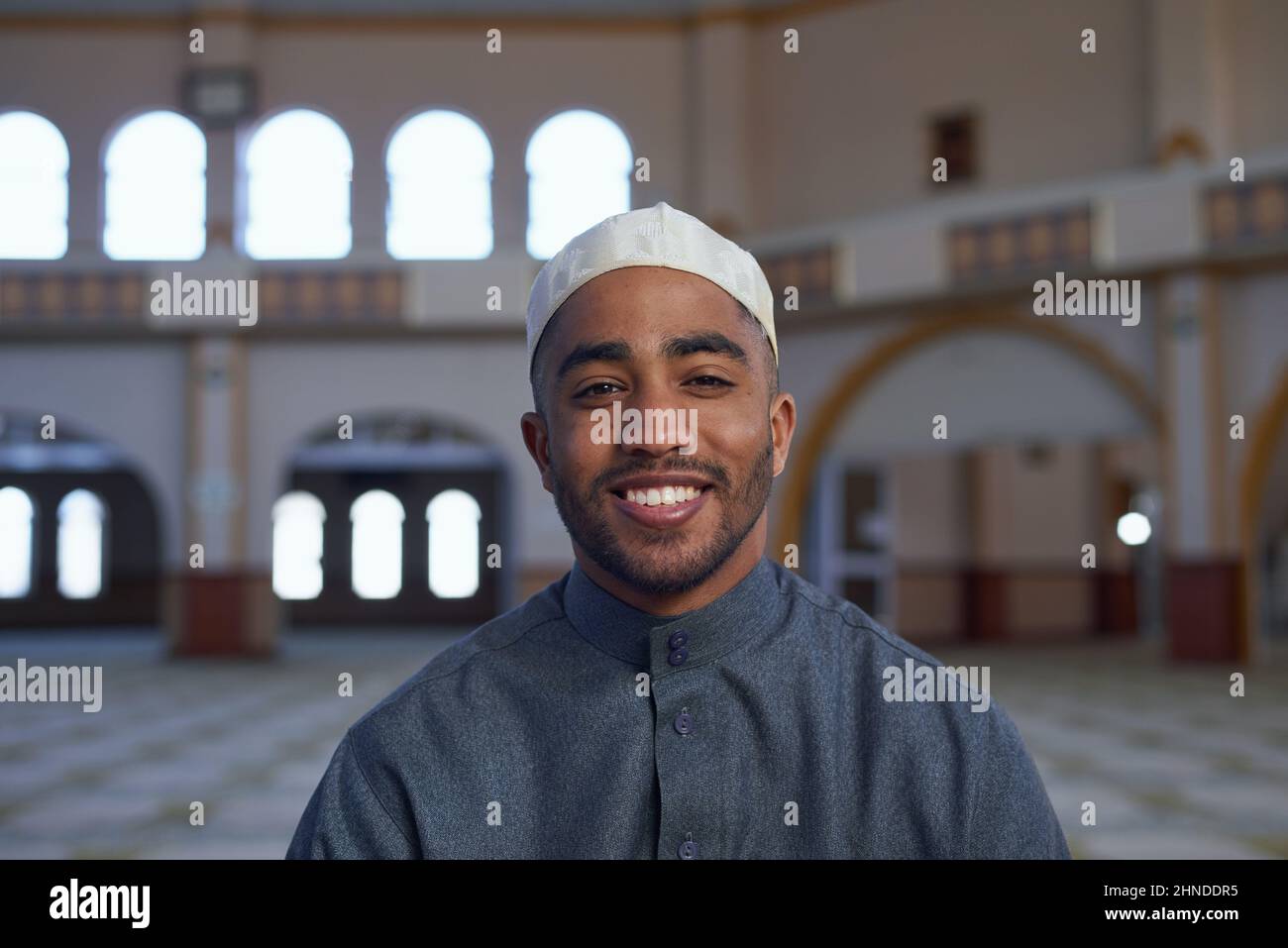 Arab man smiling hi-res stock photography and images - Alamy