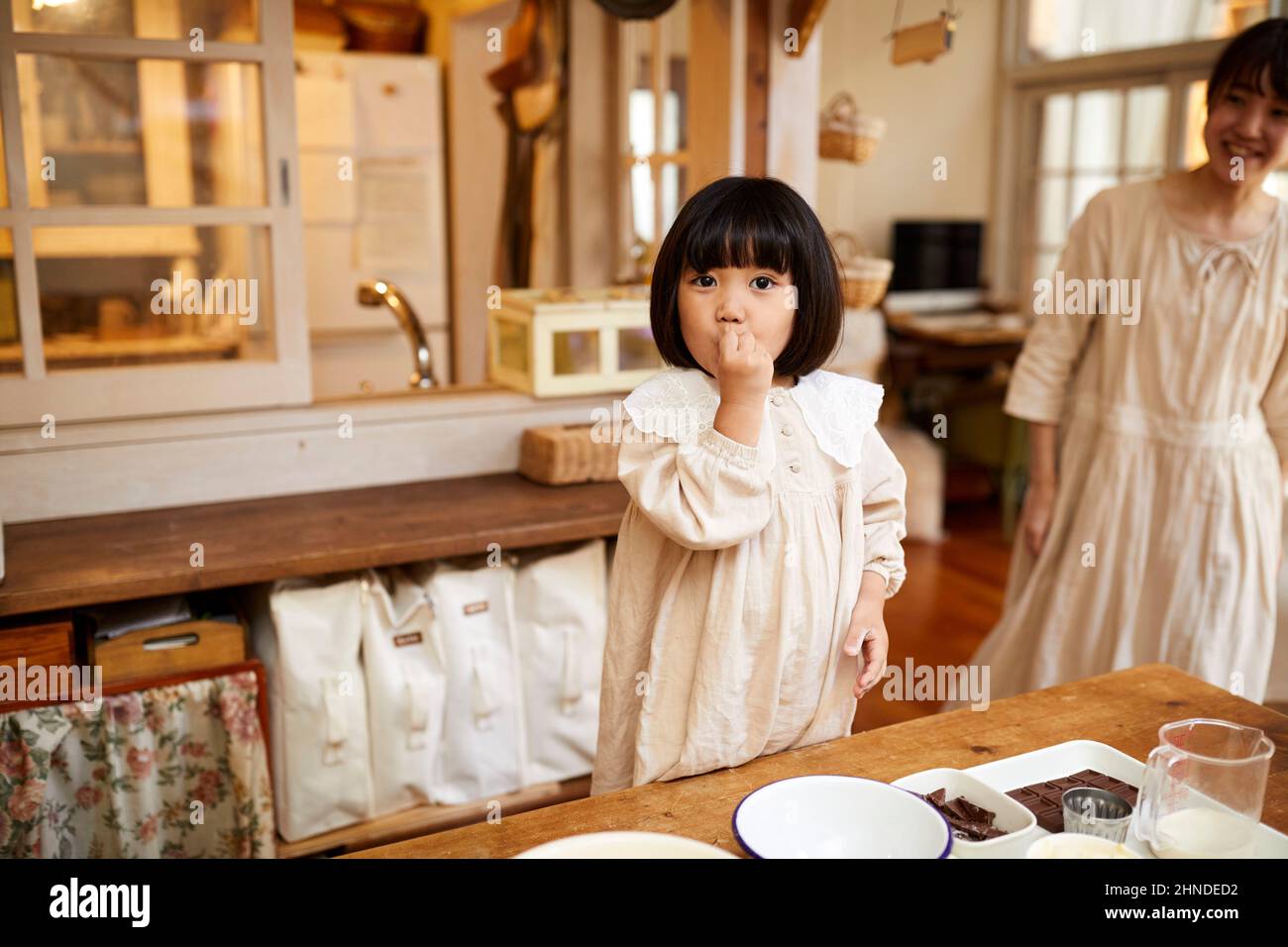 Japanese chocolate making hi-res stock photography and images - Alamy