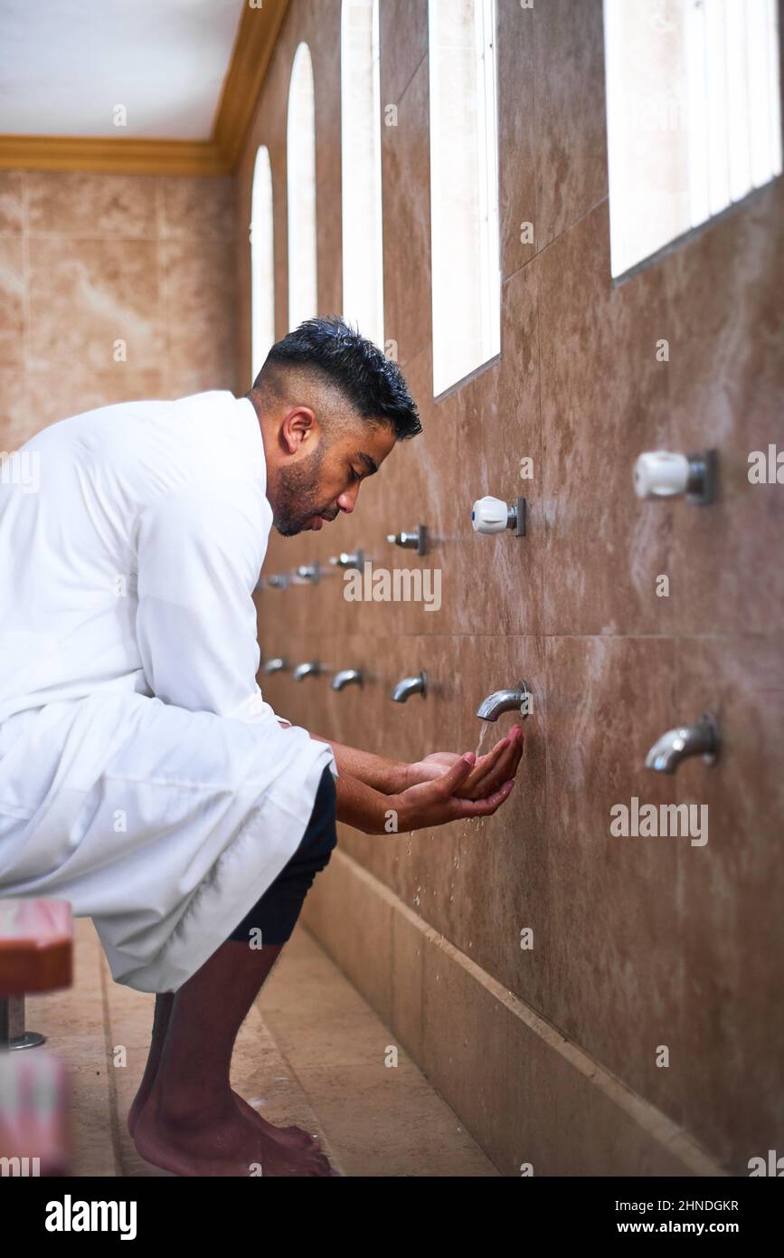 Wudu tap hi-res stock photography and images - Alamy
