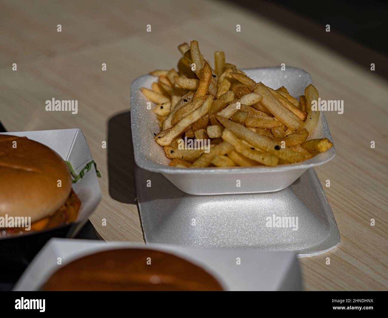 Polystyrene food containers hi-res stock photography and images - Alamy