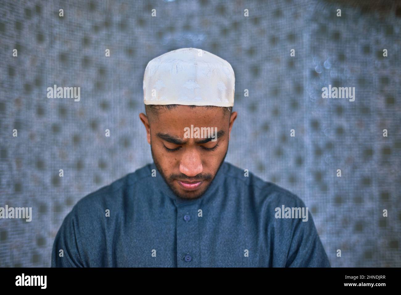 Serious young middle eastern hi-res stock photography and images - Alamy