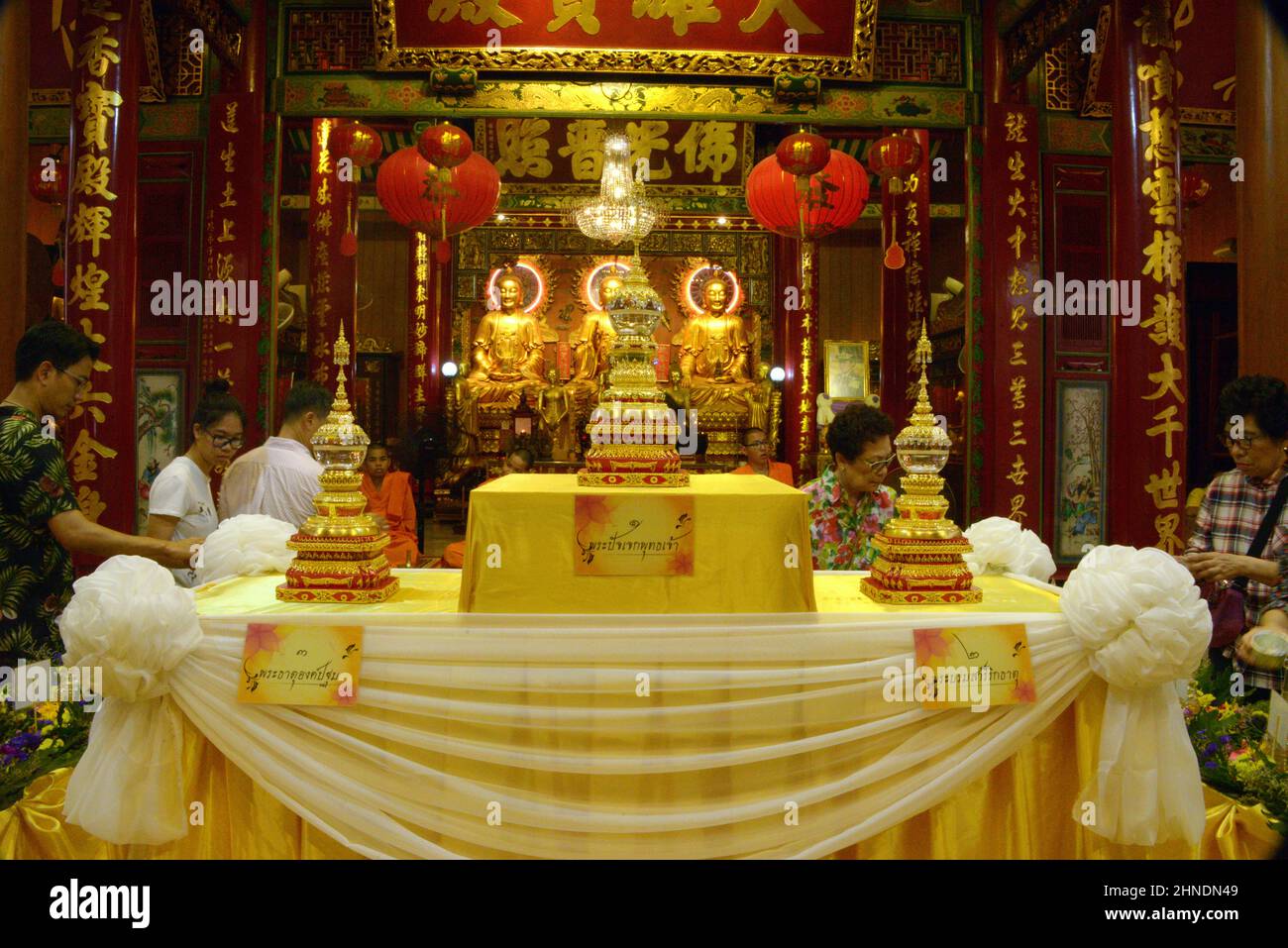 Buddhist offerings in thailand hi-res stock photography and images - Alamy