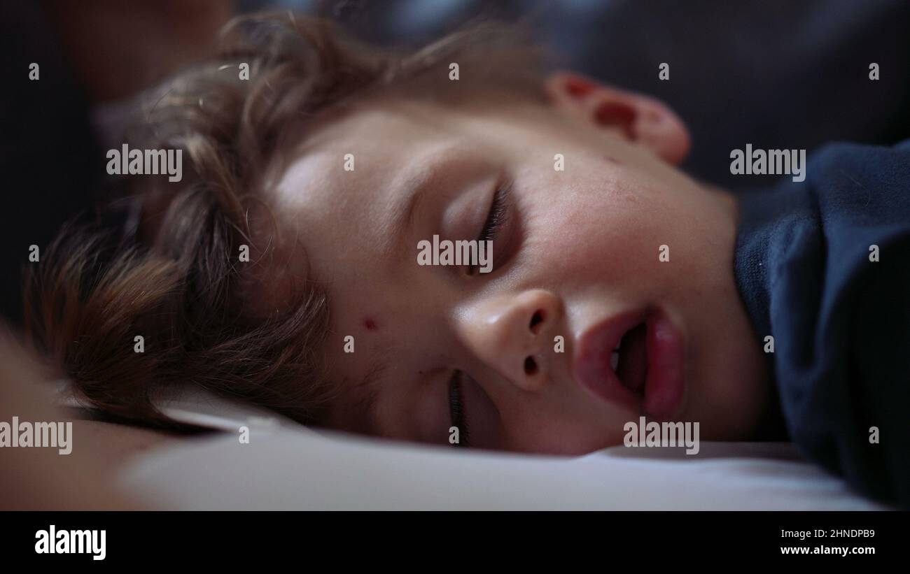 Little boy sleeping child asleep during nap time Stock Photo - Alamy