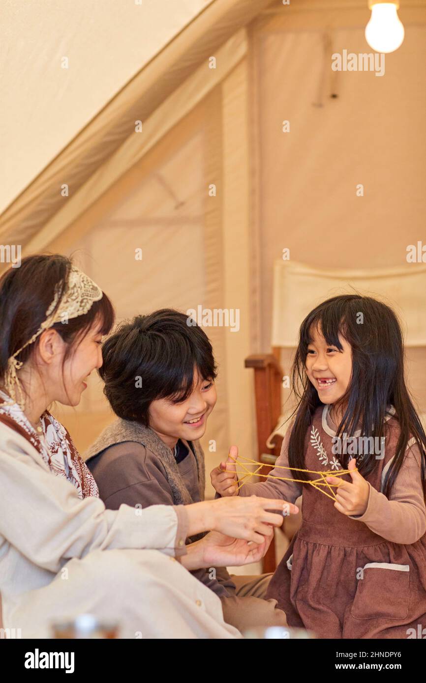 Ayatori hi-res stock photography and images - Alamy