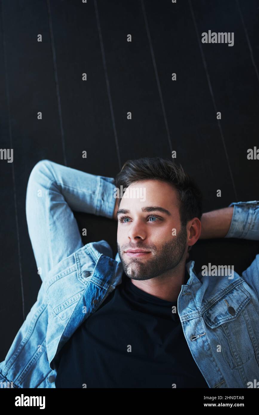 Candid chill hi-res stock photography and images - Alamy