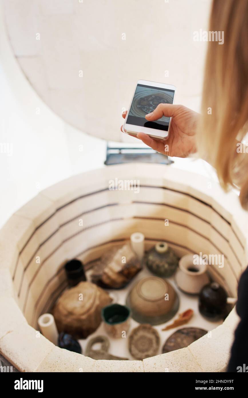 Documenting the pottery process Stock Photo - Alamy
