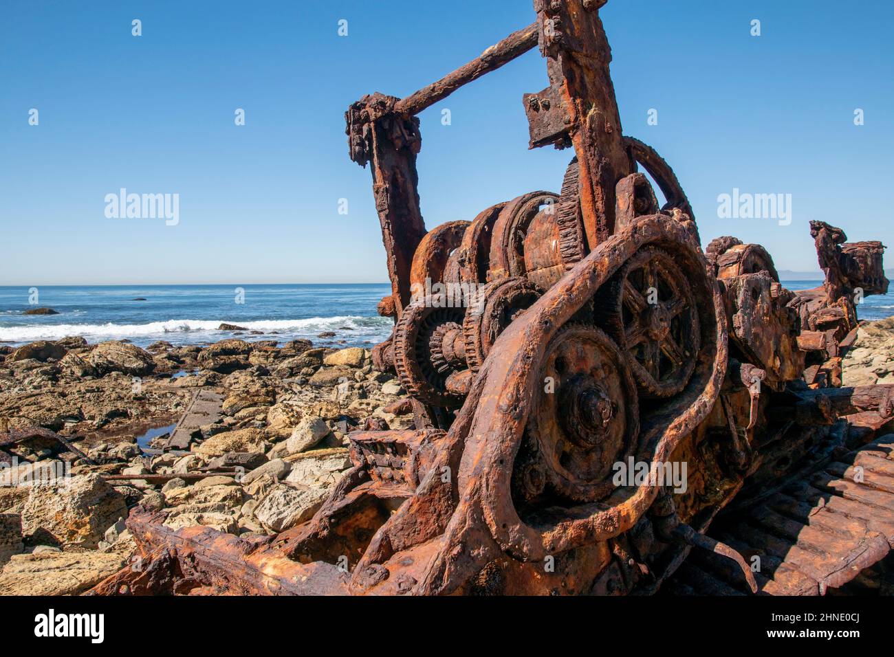 The SS Dominator ran ashore below Palos Verdes Estates in Southern ...