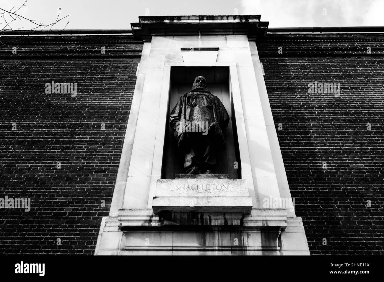 Royal geographical society shackleton hi-res stock photography and ...