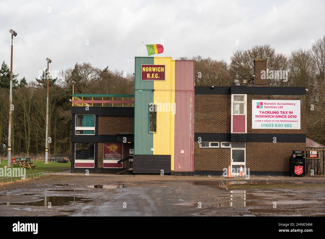 Rugby club building hi-res stock photography and images - Alamy