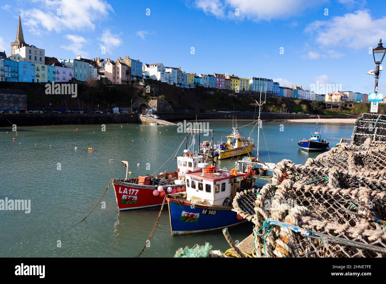 Tenby Harbour, Tenby, Pembrokeshire, Wales. Boats in Tenby Harbour with ...