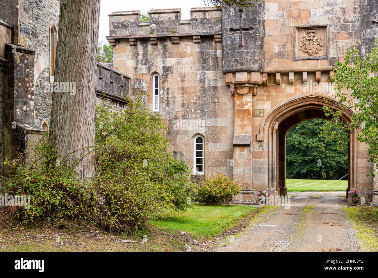 Nineteenth century castles hi-res stock photography and images - Alamy