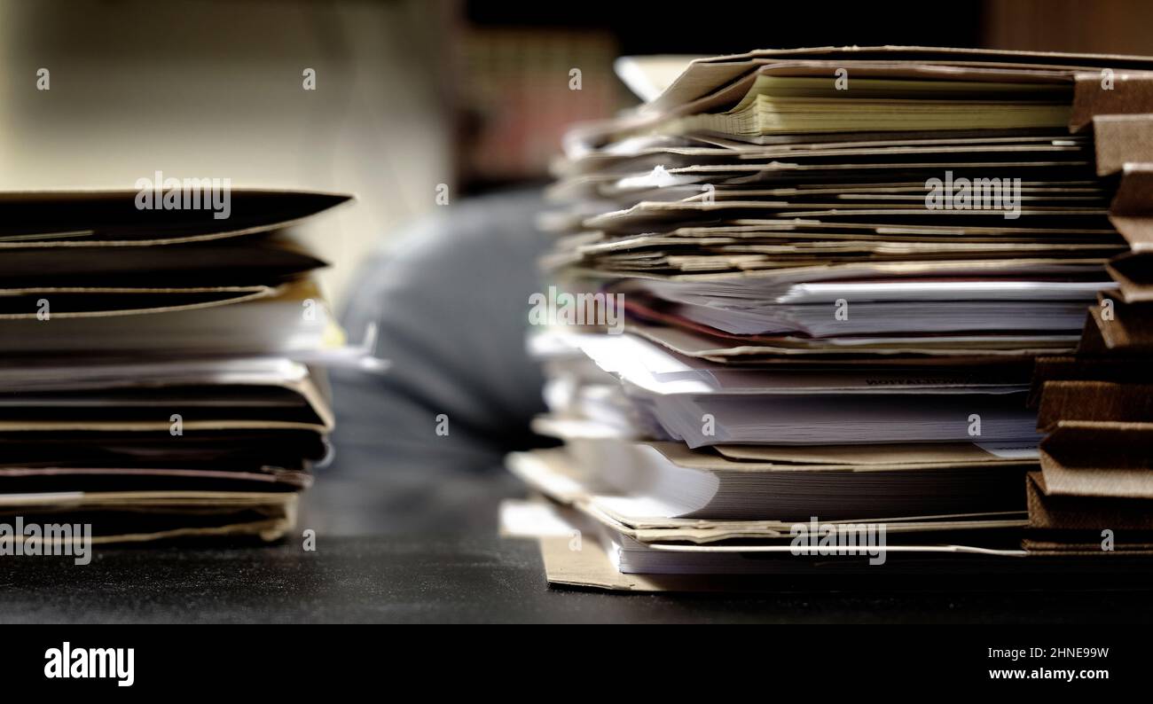 Files and folders on desktop desk business work for organizing papers ...