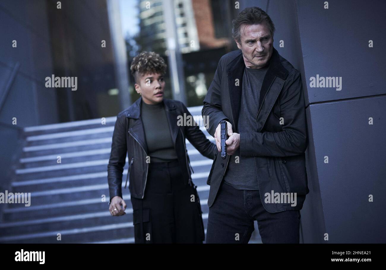BLACKLIGHT (2022) EMMY RAVER-LAMPMAN LIAM NEESON MARK WILLIAMS (DIR ...