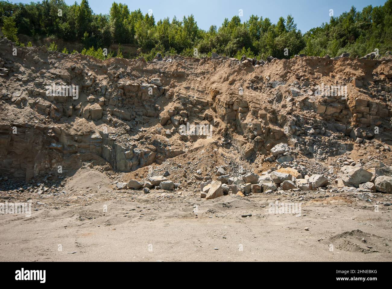 Pile gravel pit processing hi-res stock photography and images - Alamy