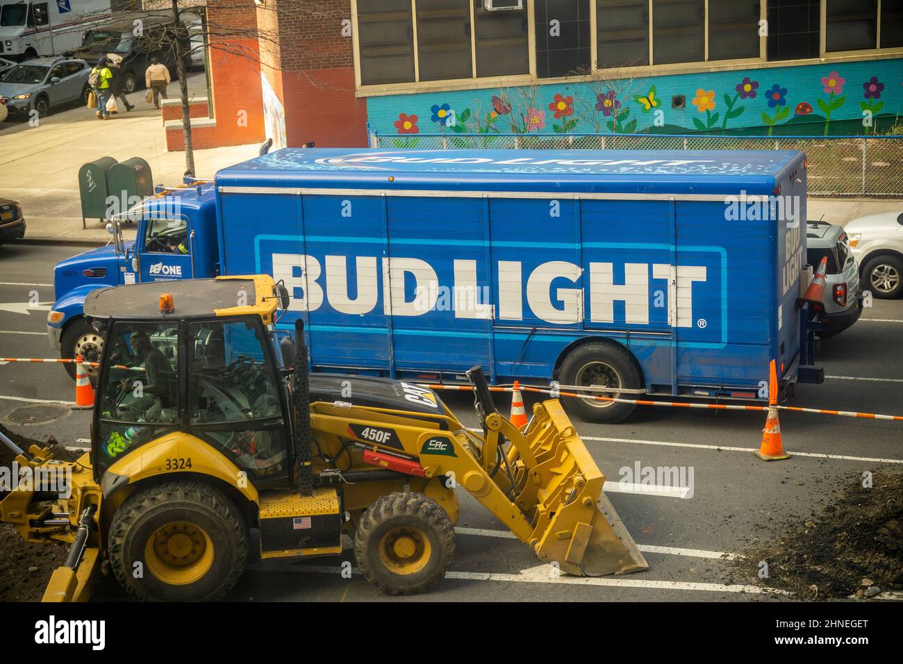Bud light truck hi-res stock photography and images - Alamy