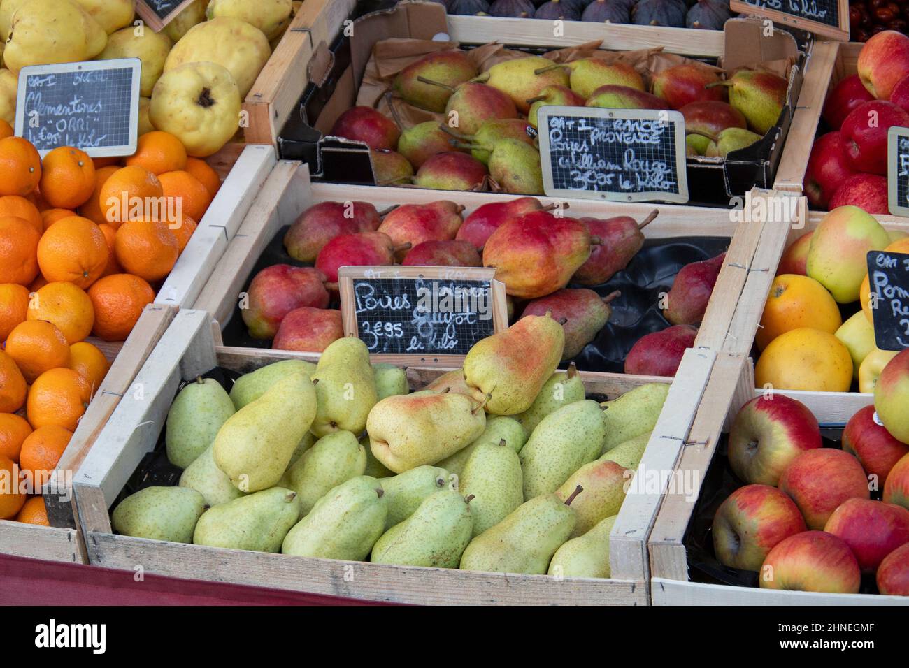 fresh fruit stall in a market Stock Photo - Alamy