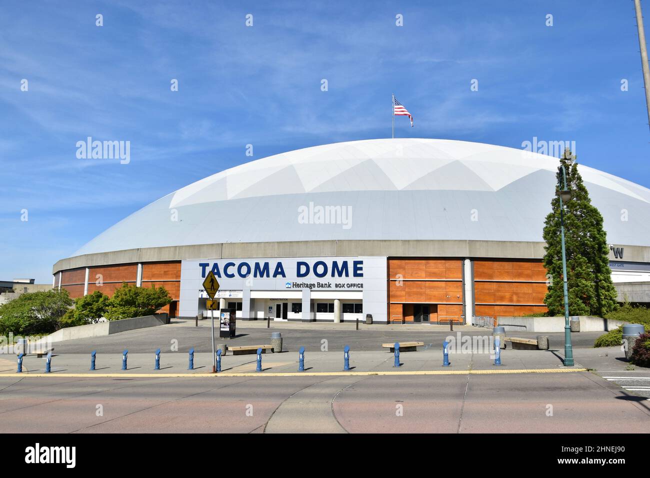 Views around downtown Tacoma, Washington featuring the Museum of Glass ...