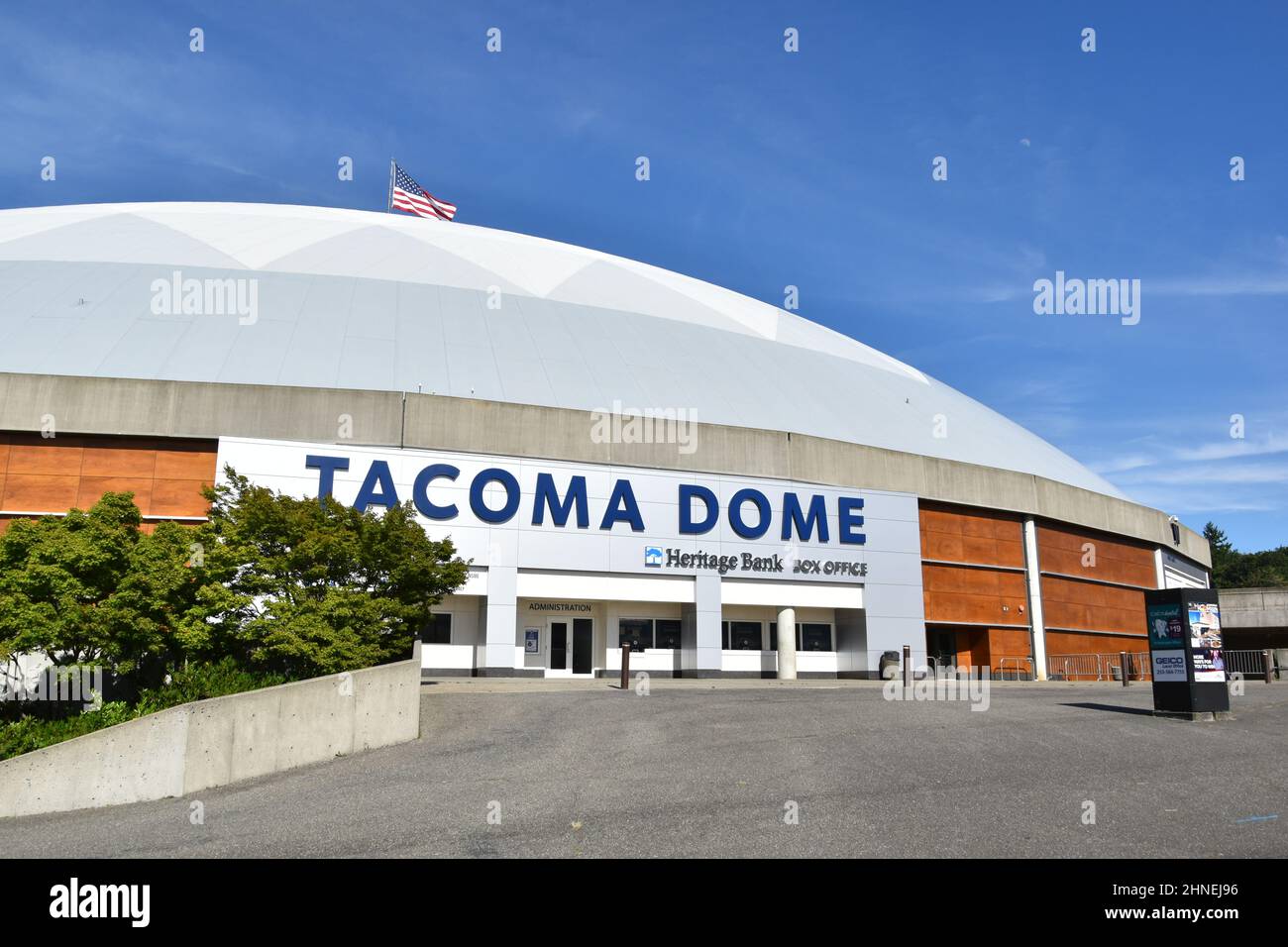Views around downtown Tacoma, Washington featuring the Museum of Glass ...