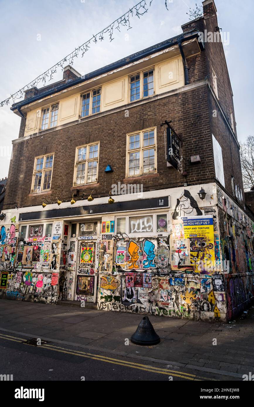 Graffiti art in Brick Lane, iconic London street, home to Bangladesh ...