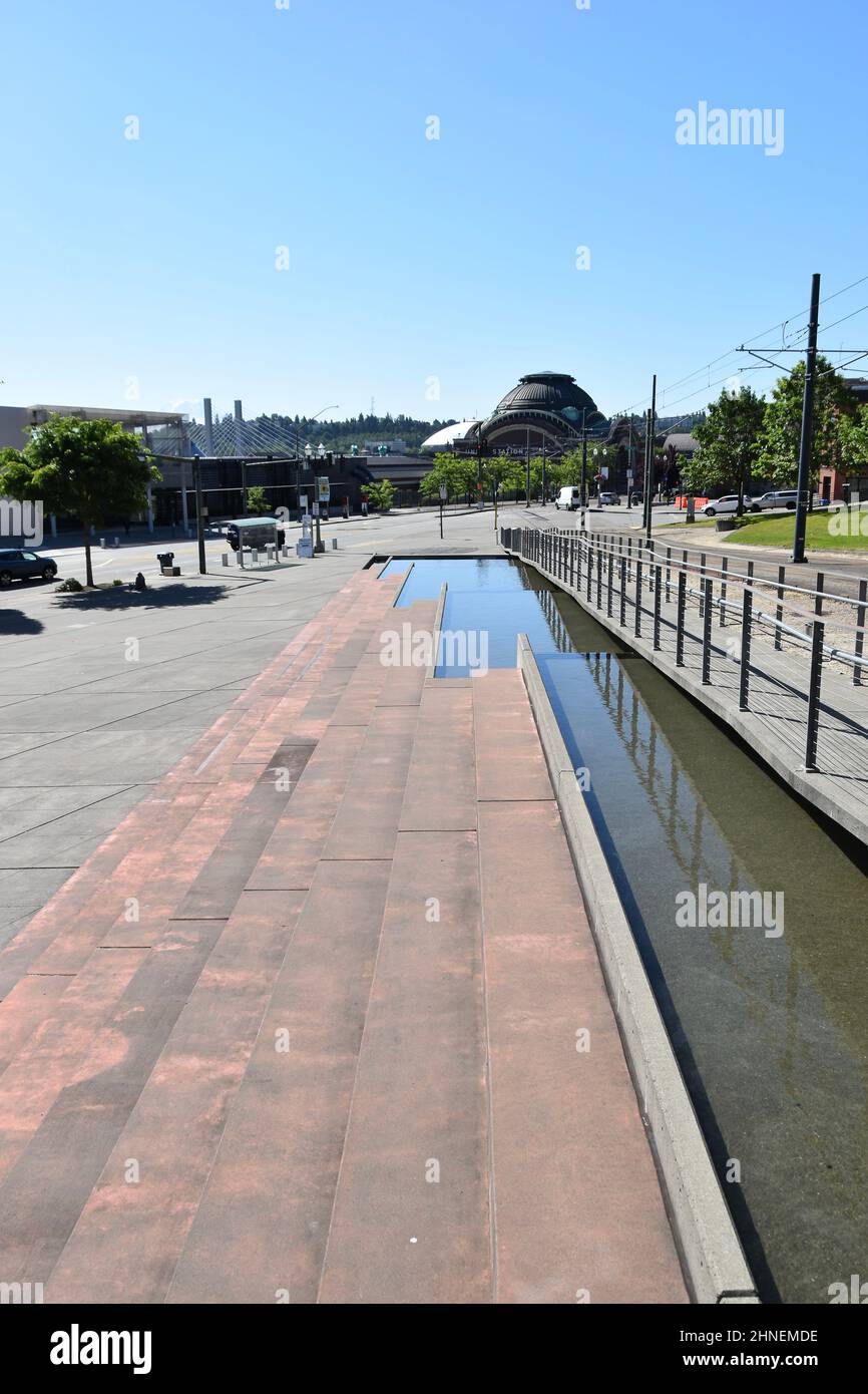 Views around downtown Tacoma, Washington featuring the Museum of Glass ...