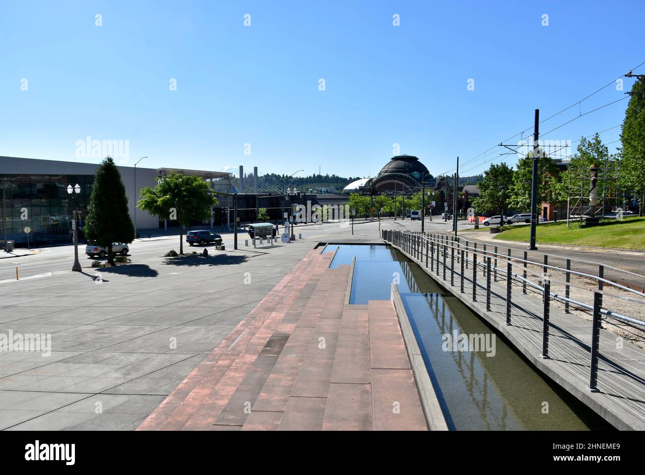 Views around downtown Tacoma, Washington featuring the Museum of Glass ...