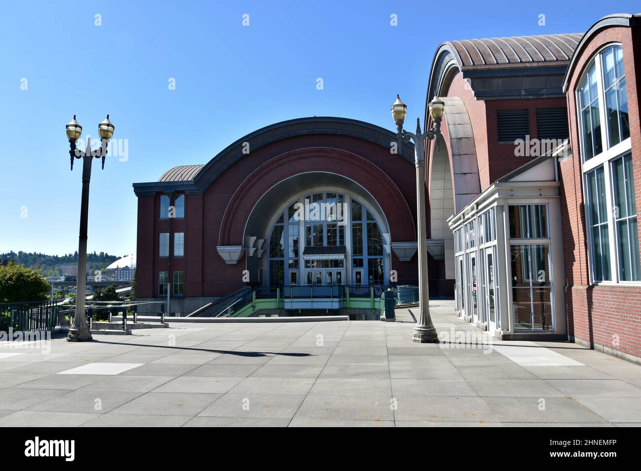 Views around downtown Tacoma, Washington featuring the Museum of Glass ...
