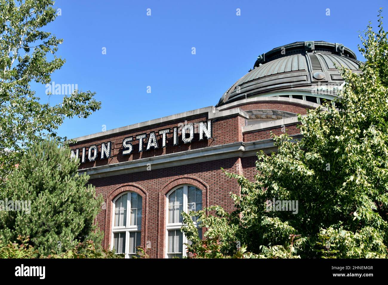 Views around downtown Tacoma, Washington featuring the Museum of Glass ...