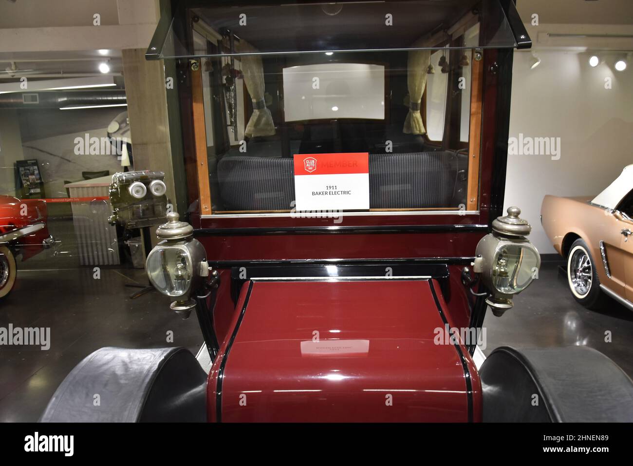 The Le May Auto Museum, known as America's Car Museum, in Tacoma ...
