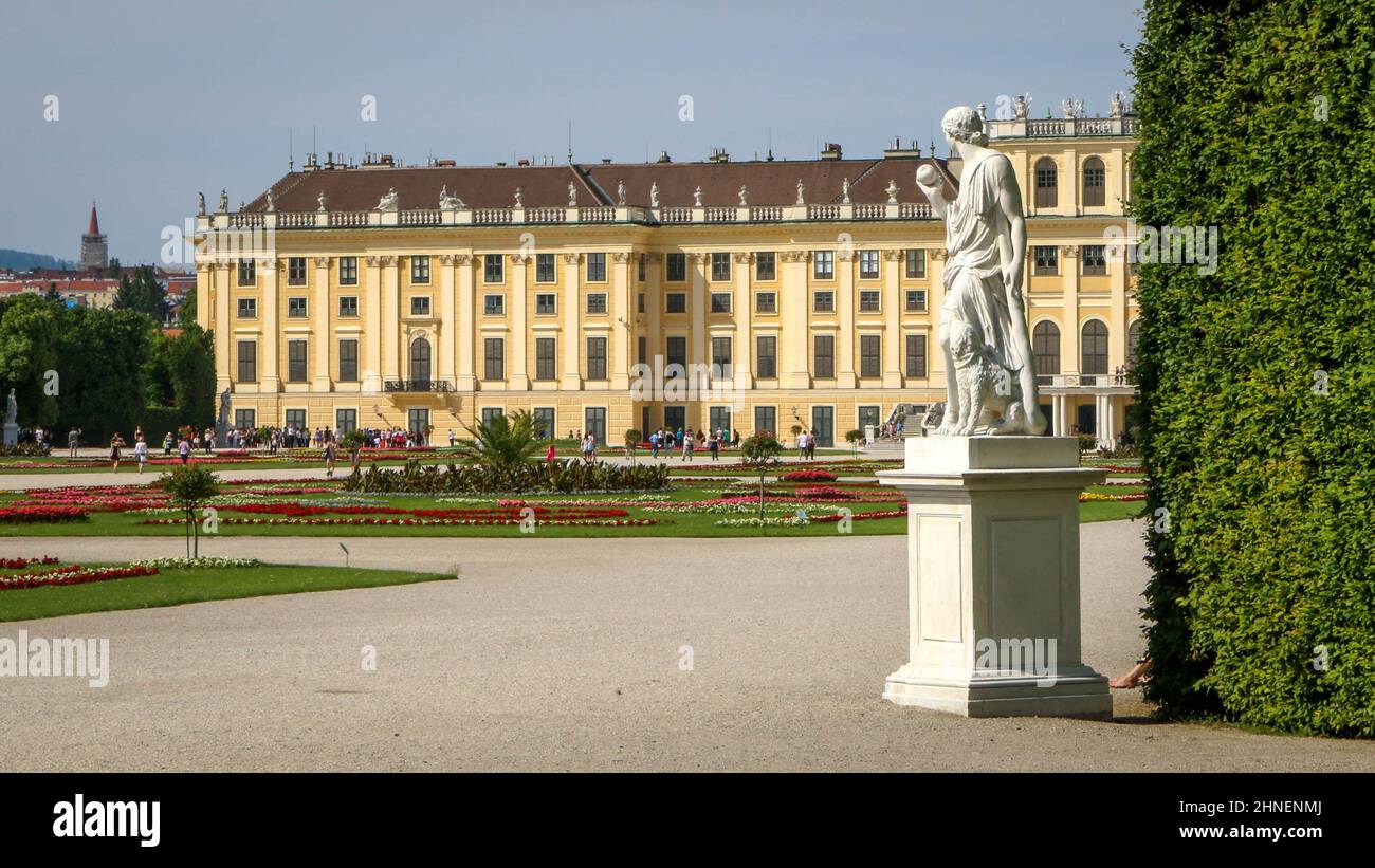 Statue at the Schönbrunn Palace gardens in Vienna Stock Photo - Alamy