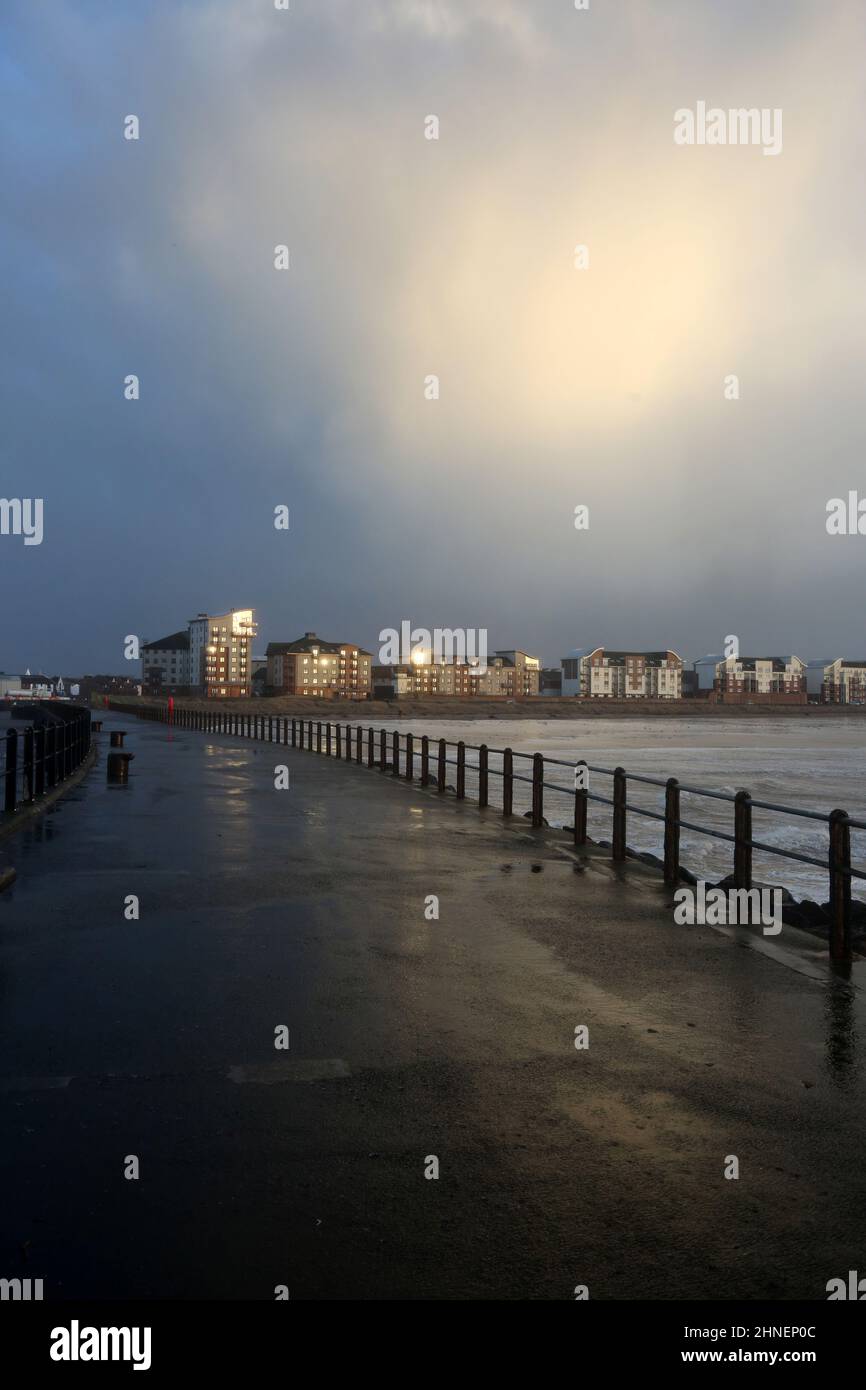 Storm forcee hi-res stock photography and images - Alamy