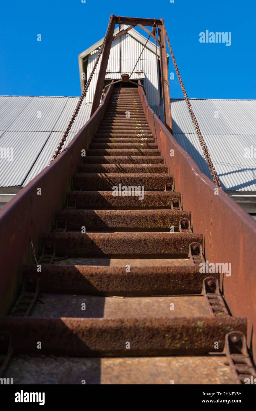 Rusted conveyor on old vintage barn in rural Illinois Stock Photo - Alamy