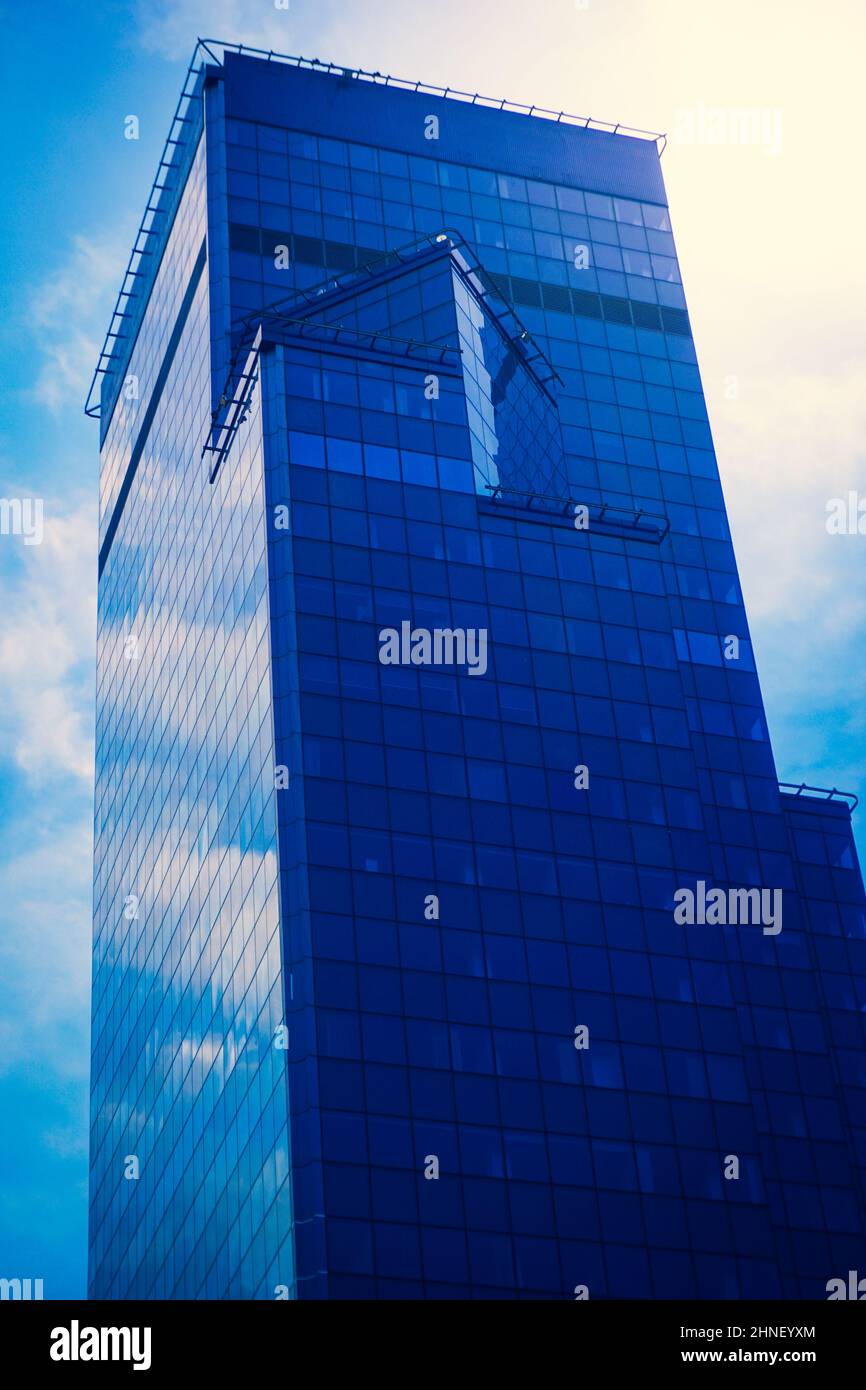 Modern office building/ skyscraper with glass walls Stock Photo - Alamy
