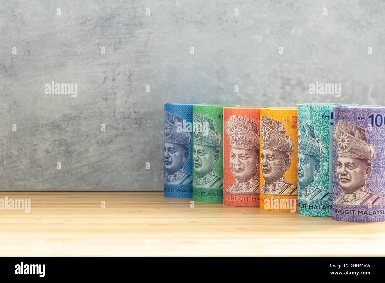 100 malaysian ringgit note hi-res stock photography and images - Alamy