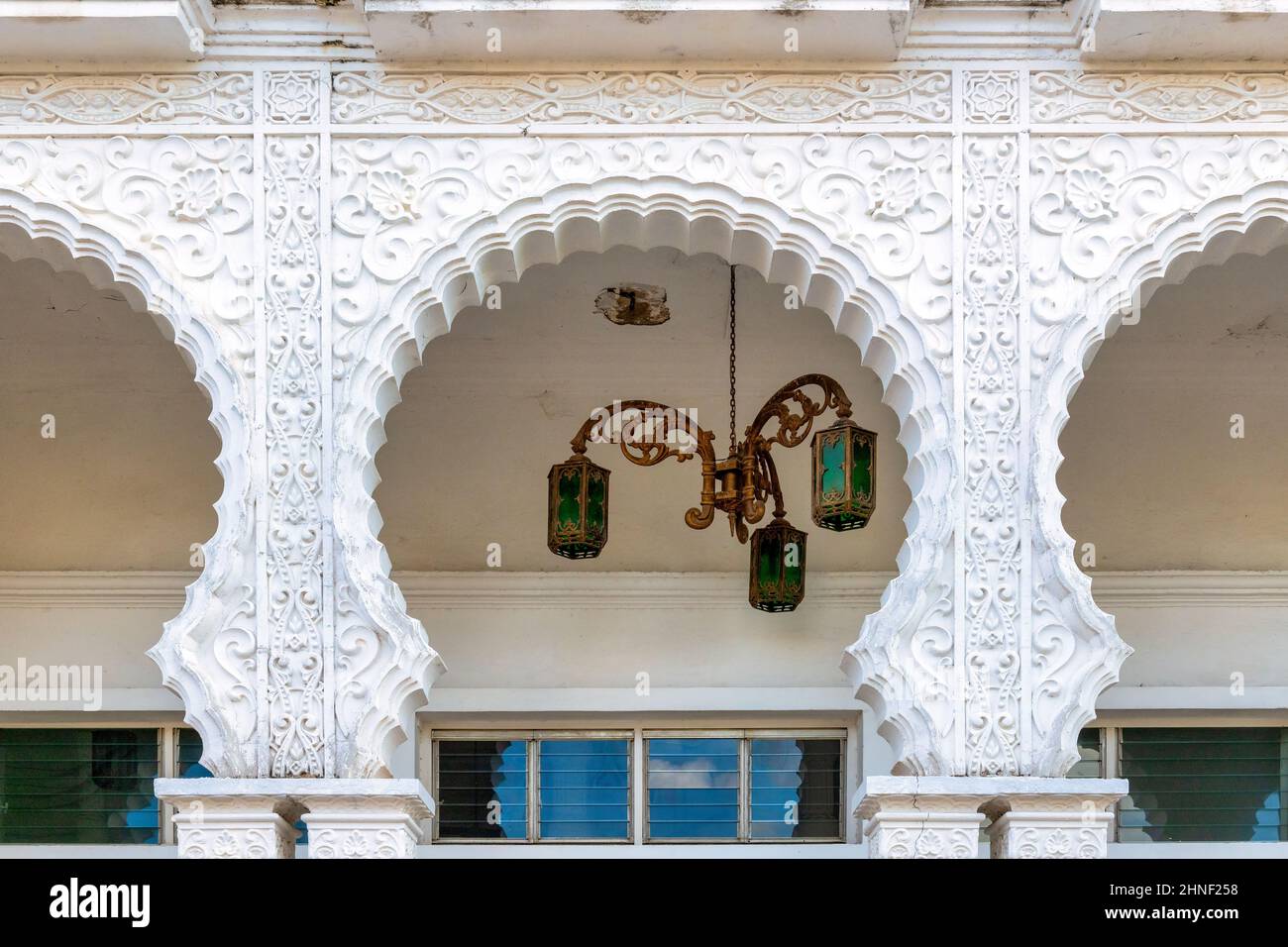 Islamic moorish architecture style hi-res stock photography and images ...