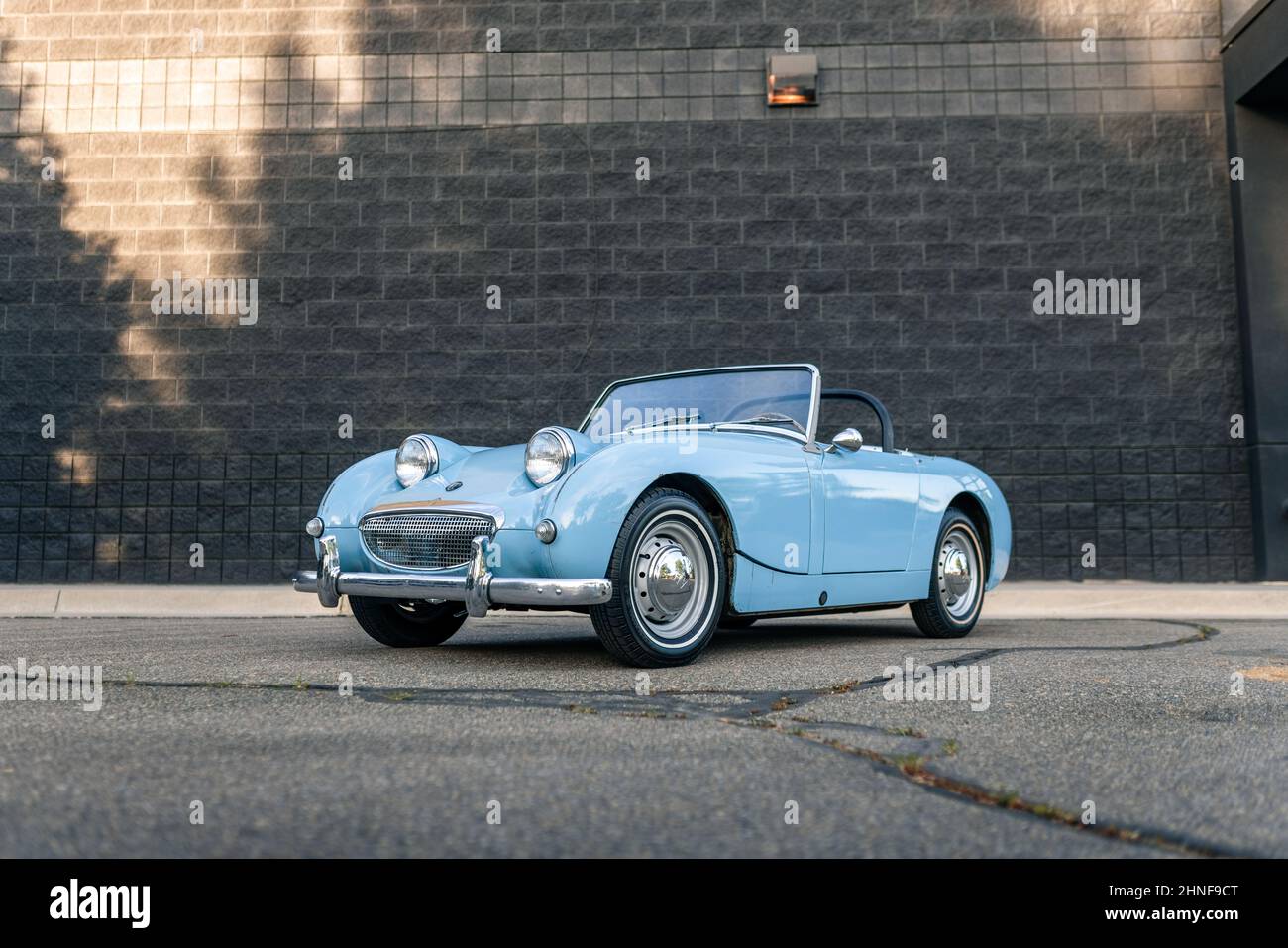 Vintage British Sports Car, Blue Convertible Coupe Stock Photo - Alamy