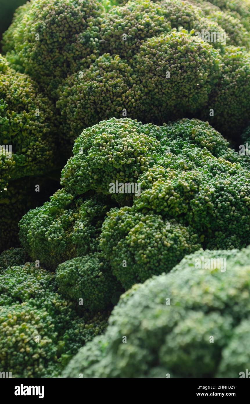 Bunch of fresh, raw broccoli crowns Stock Photo - Alamy
