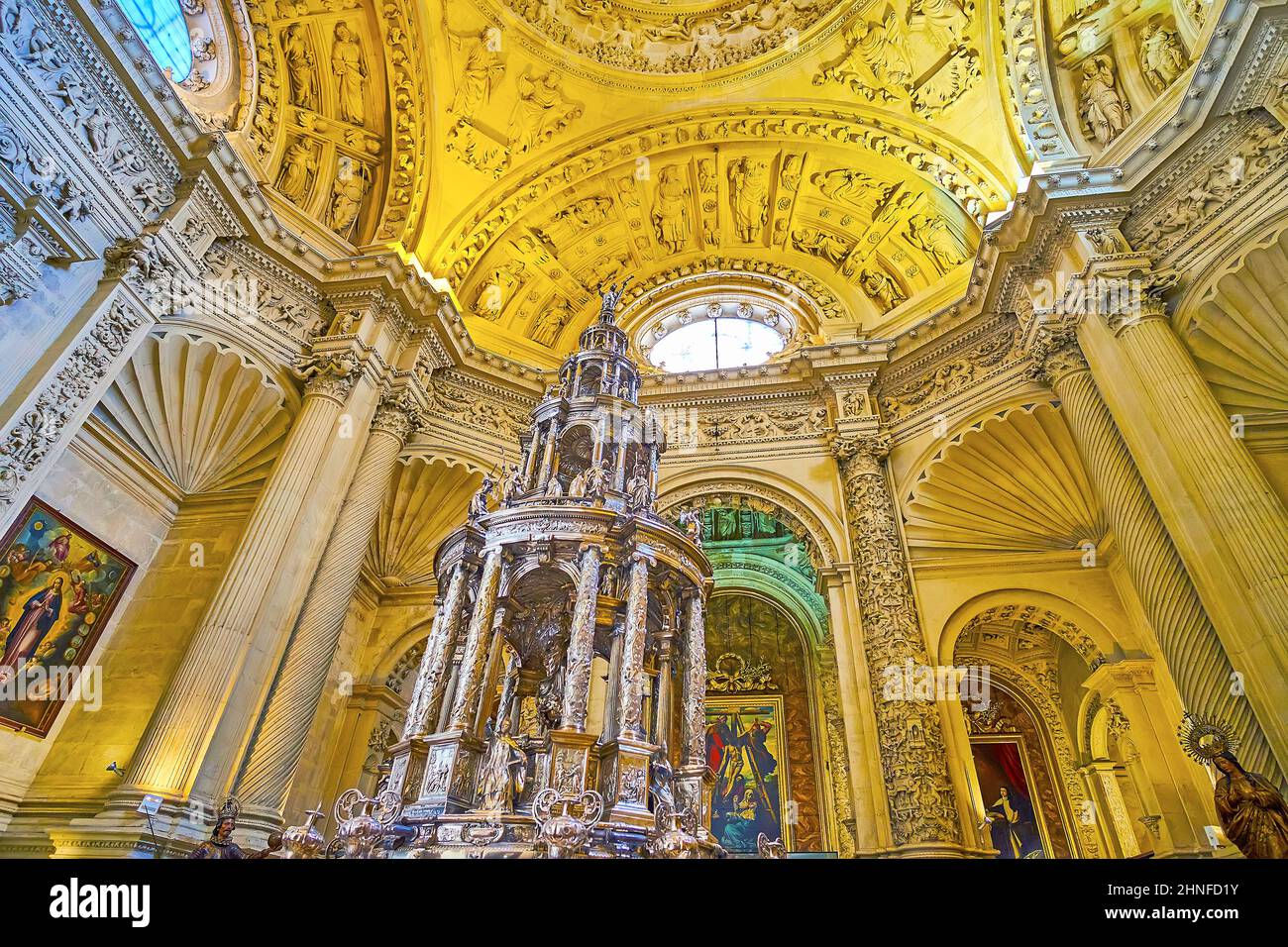 SEVILLE, SPAIN - SEPTEMBER 29, 2019: The carved columns and ceiling of ...