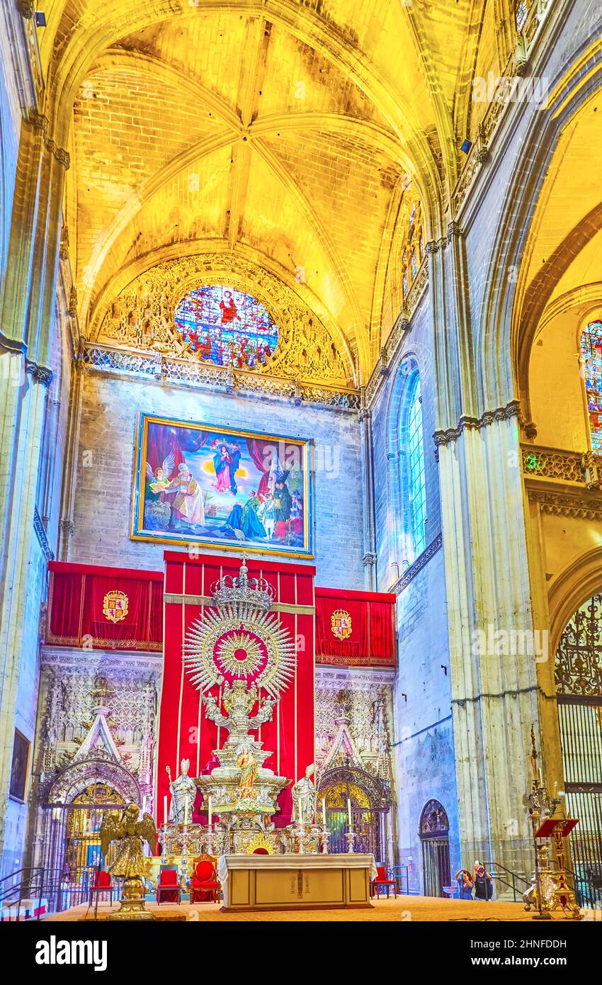 SEVILLE, SPAIN - SEPT 29, 2019: The Altar de Plata and ribbed vault of ...