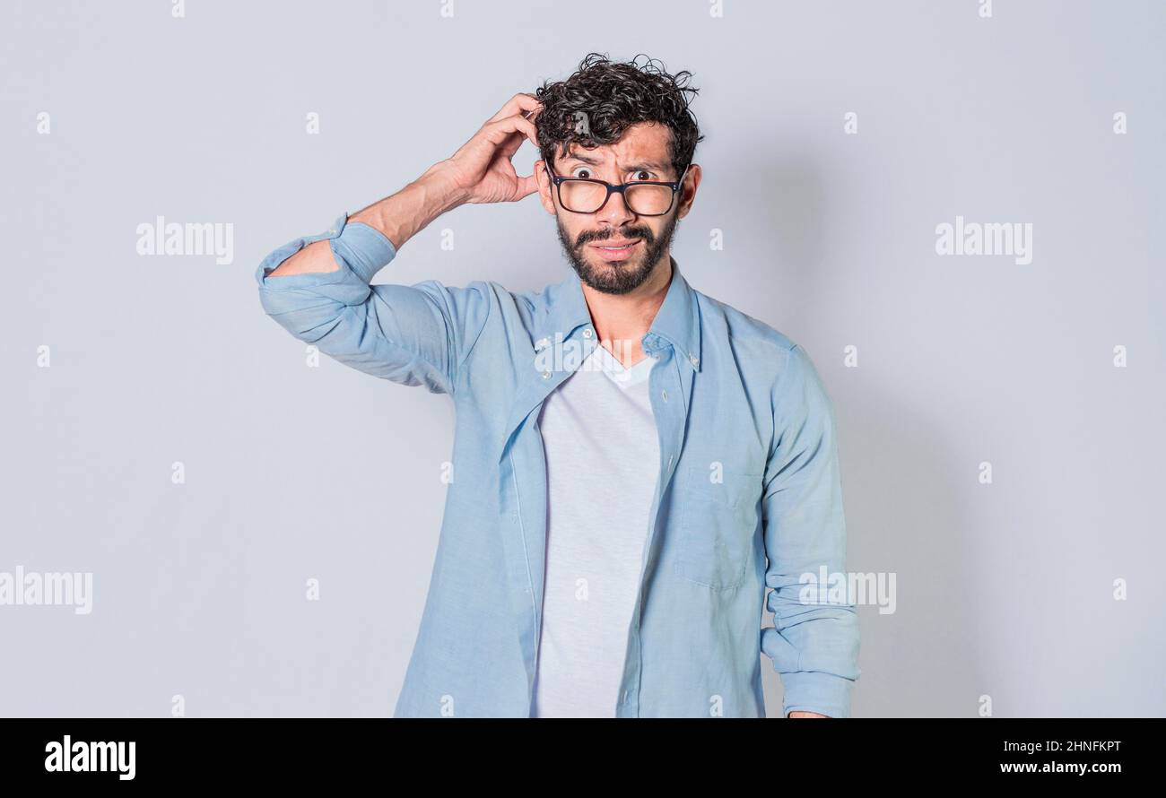 Confused man scratching his head, guy scratching his head puzzled Stock ...