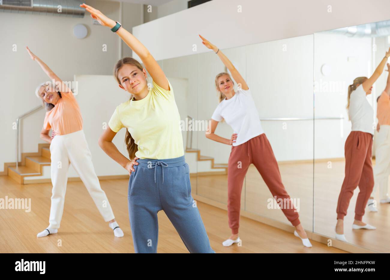 Group of women dancing modern dance Stock Photo - Alamy